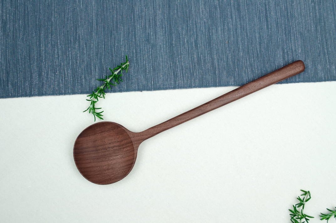 12″ Walnut Round Spoon – JBrody&Co.